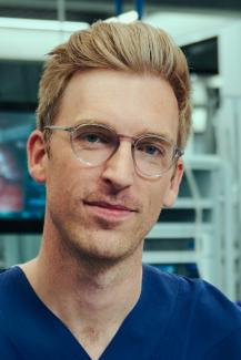 Topdokters van morgen: wie is Pieter De Backer? | Showbizzsite